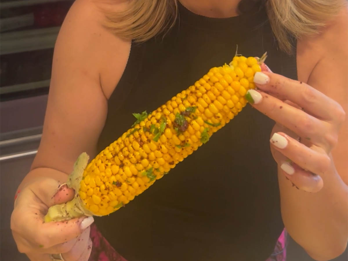 Eastern Mediterranean Corn on the Cob | sylvaalexia.com