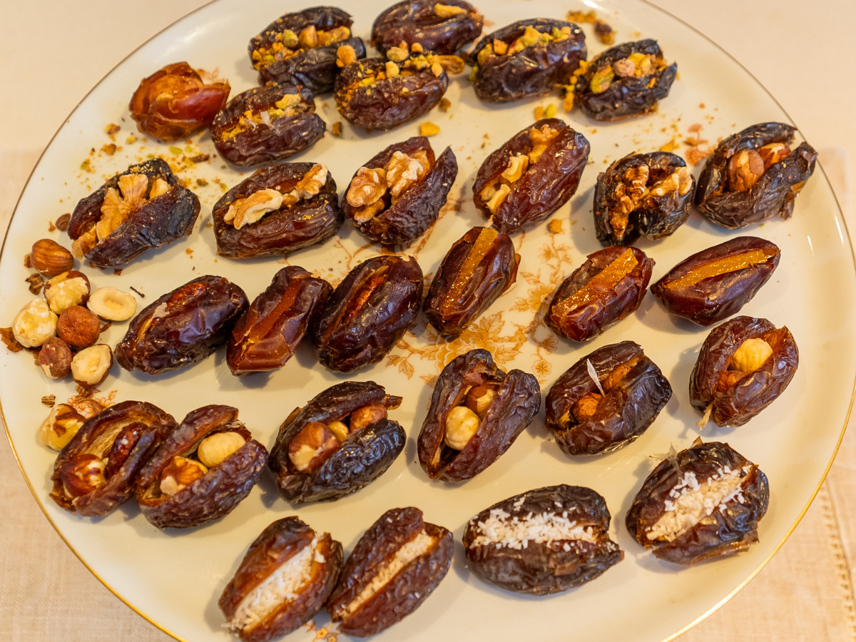 Stuffed Mejdol Dates ( aka California Dates) | sylvaalexia.com